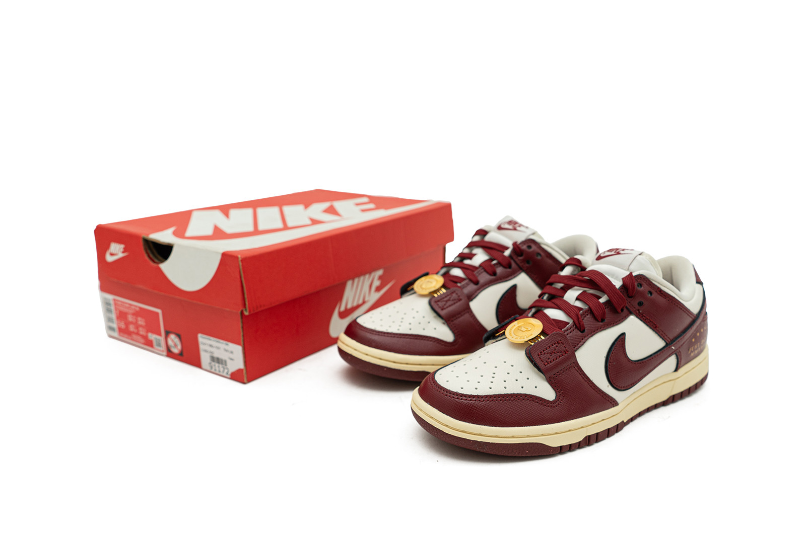 WMNS Nike Dunk Low SE Sisterhood Sail Team Red - GLAB.VN